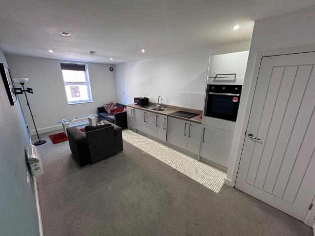 Arden Street, Stratford Upon Avon CV37, 2 bed flat to rent, £1,250 pcm | PrimeLocation