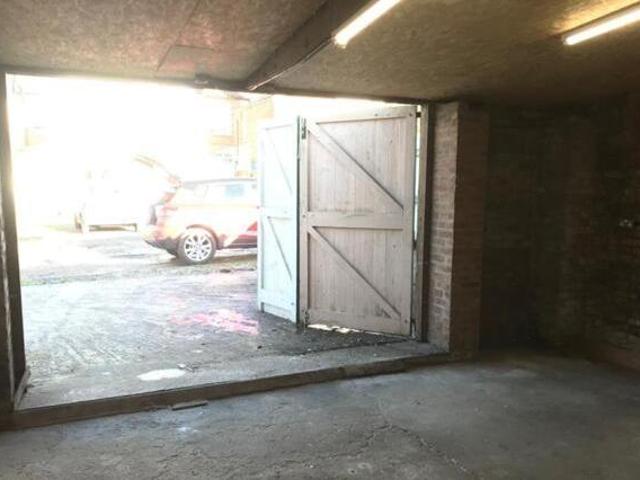 Ardenham Street, Aylesbury, Garage For Rent