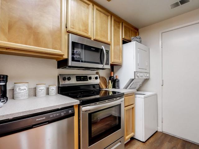 Ardenwood Forest Rental Condos 2 Bedroom Apartment for Rent at 5016 Paseo Padre Pkwy, Fremont, CA 94555 Ardenwood