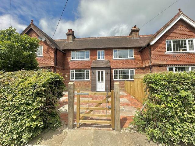 Ardingly Road, Lindfield 3 bed terraced house to rent £2,249 pcm £519 pw