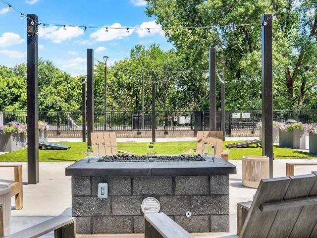 Ardor on the Bluffs South Loop Residences 1 Bedroom Apartment for Rent at 3701 American Blvd E, Bloomington, MN 55425 South Loop