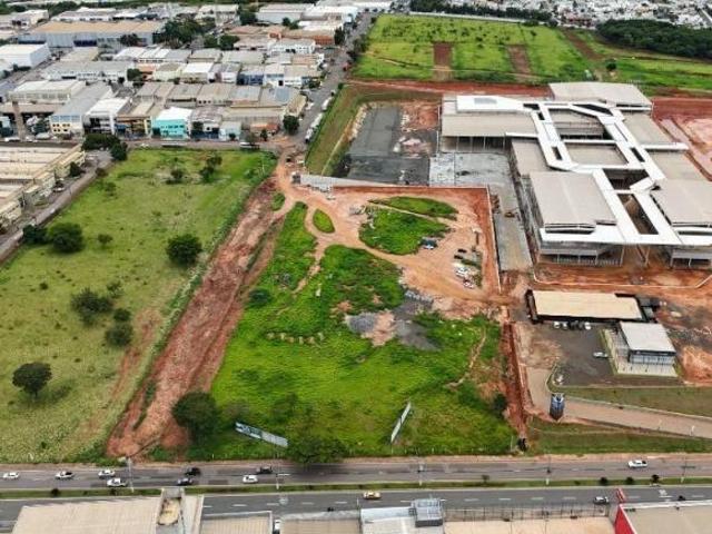 Área à venda, 20000 m² por R$ 65.000.000,00 Chácara Machadinho Americana/SP