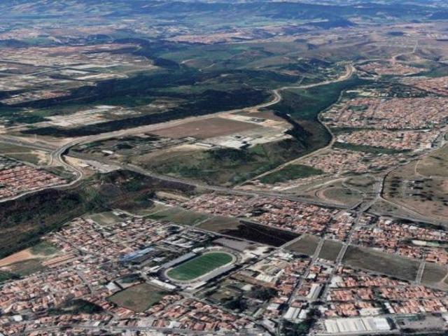 Área à venda, 2594 m² por R$ 2.560.000,00 Jardim da Granja São José dos Campos/SP