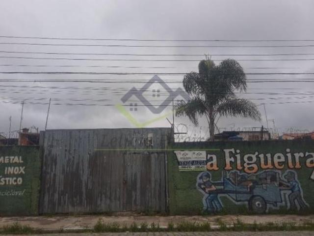 Área à venda, 890 m² por R$ 1.350.000,00 Vila Figueira Suzano/SP