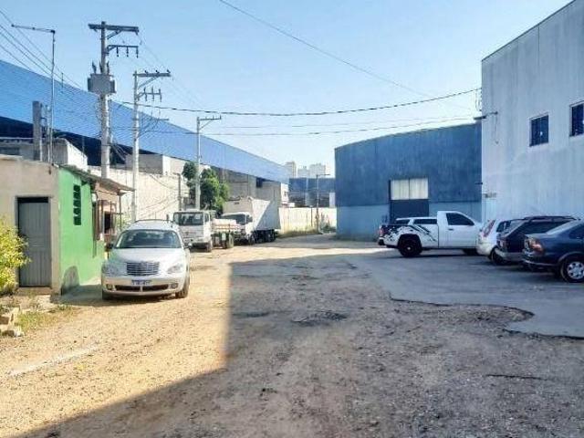 Área à venda, 900 m² por R$ 800.000 Jardim Santa Francisca Guarulhos/SP
