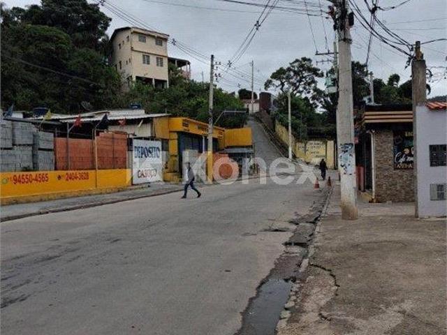 Área à venda com 400 m² em Vila Galvão, Guarulhos