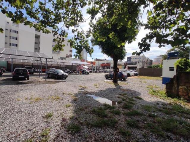Área à venda, Centro Nova Serrana/MG