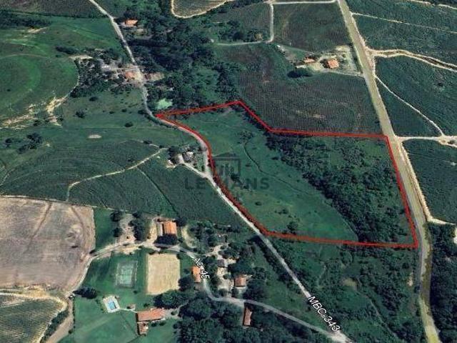 Área à venda e para alugar em Mombuca, Vila Cesari Purgato