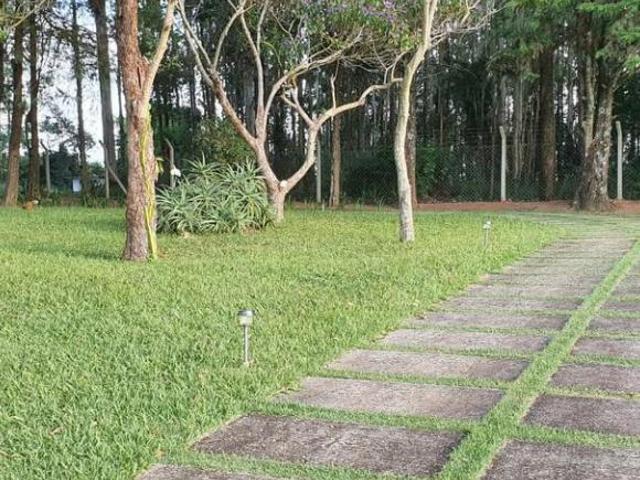 Área à venda em Campinas, Sousas, com 200 m²