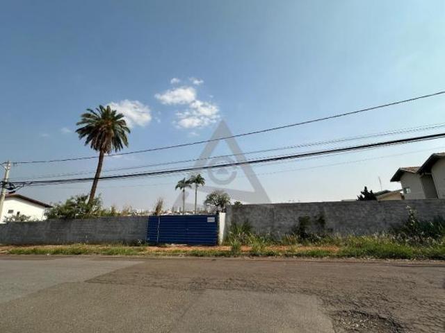 Área à venda em Campinas, Parque Taquaral, com 5020 m²