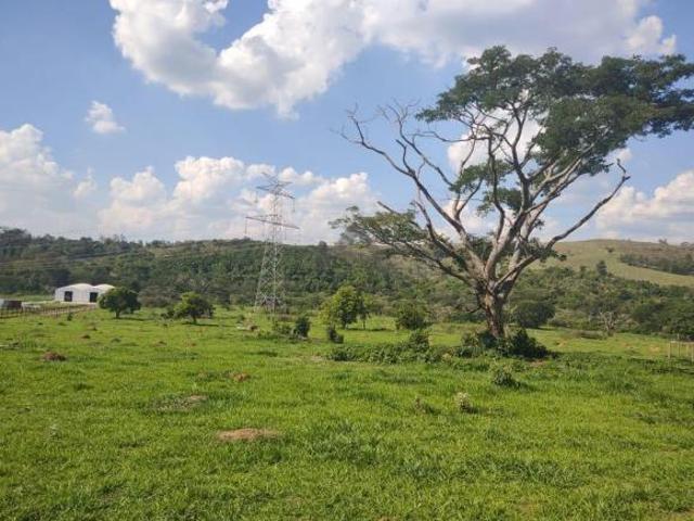 Área à venda em Valinhos, Contendas, com 86413 m²