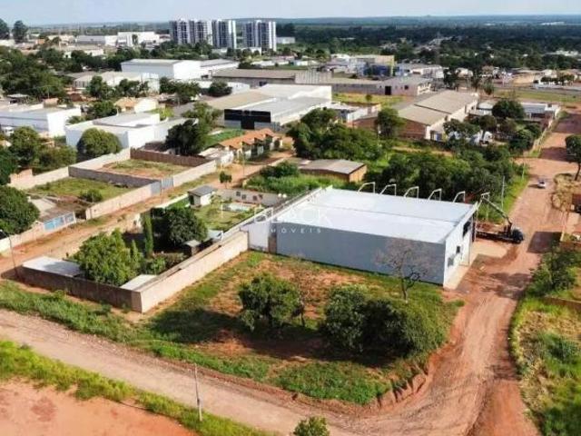 Área a venda excelente para construção de galpões