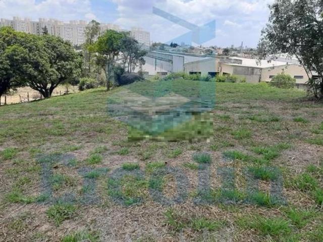 ÁREA À VENDA NO CAMPOLIM EM SOROCABA SP