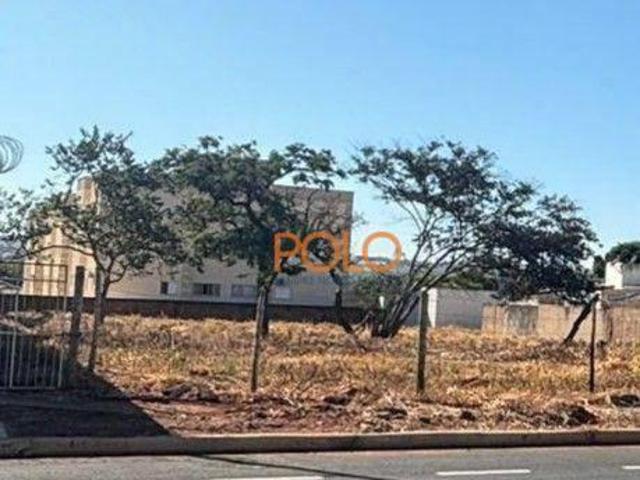 Área à venda no Bairro Chácaras Tubalina em Uberlândia