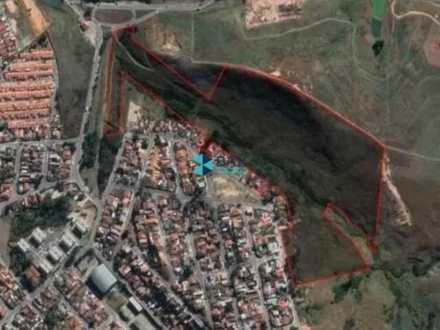 Área à venda no bairro Jardim Paraíso Jacareí/SP