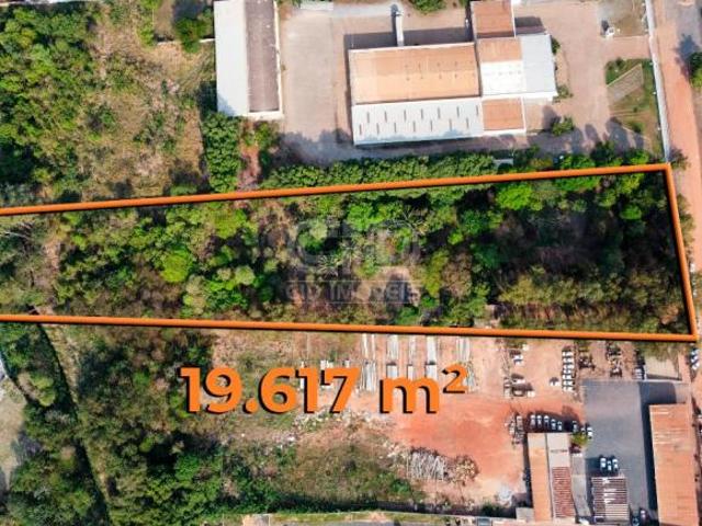 Área á venda na Avenida Fernando Correa com aproximadamente 19.000,00 m²