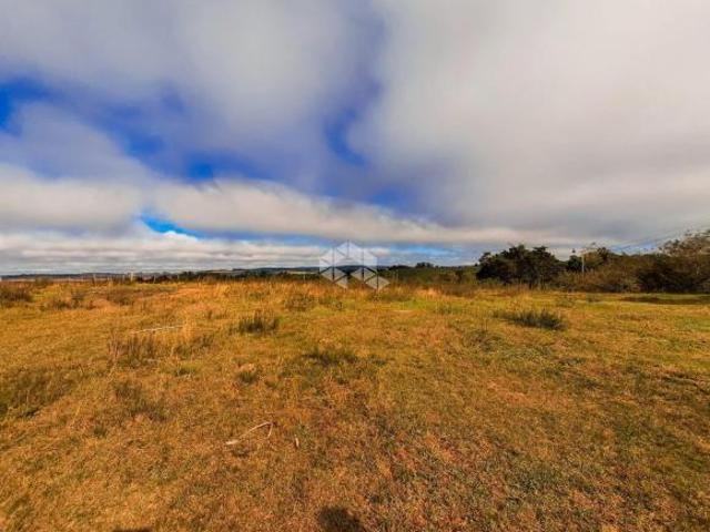 Área ampla medindo 16,5201 hectares