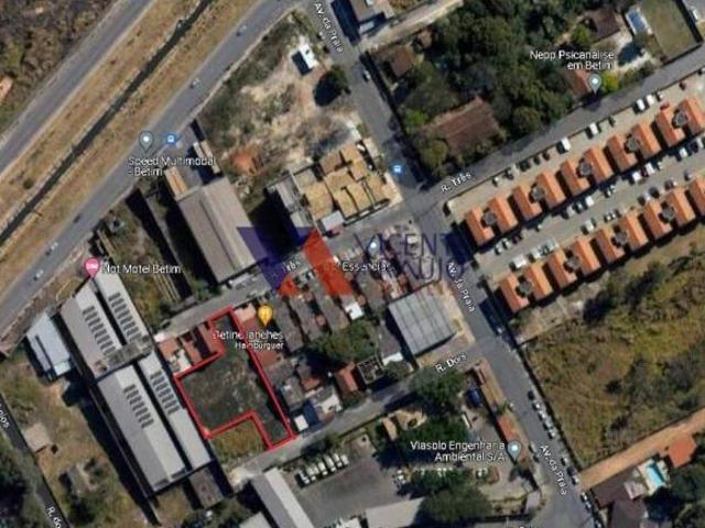Área com 1.440m² próximo ao Hospital da Unimed