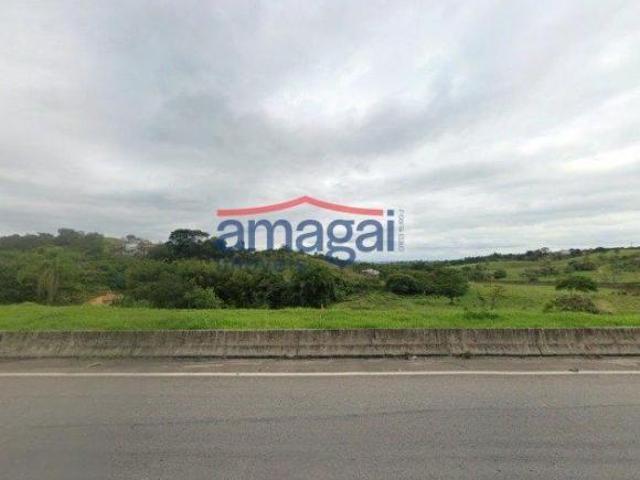 Area com 33.000M² Localizado em frente Rod. Dutra Veraneio Ijal