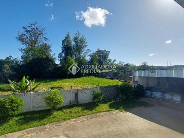 Area com área total de 20 Mil M². Pavilhão com 1.300 M² privativos