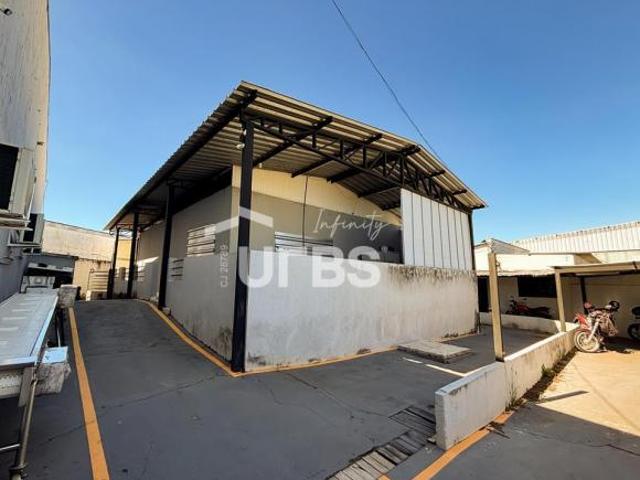 Área com Galpão Comercial Santa Genoveva
