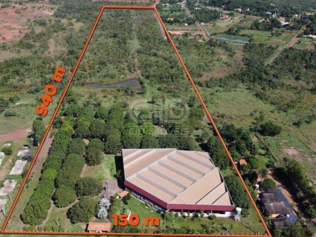 Área com mais de 14 Hectares, ao lado do Restaurante Palhoça