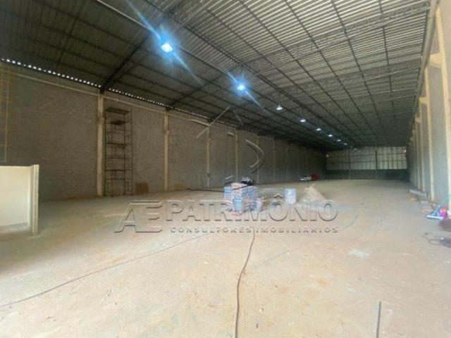 Aréa Comercial Amplo em Salto de Pirapora