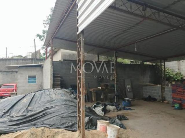 Área Comercial de Esquina
