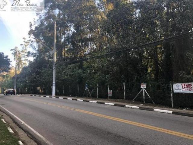 ÁREA COMERCIAL E INDUSTRIAL