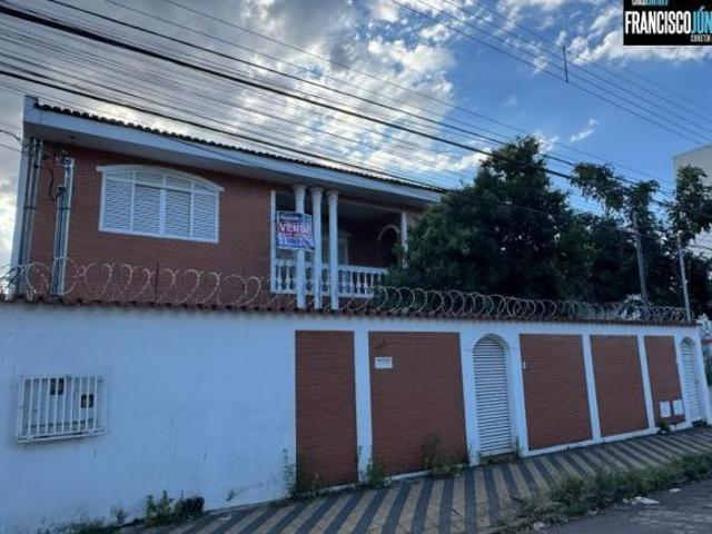 ÁREA COMERCIAL NO SETOR COIMBRA com SOBRADO no SETOR COIMBRA