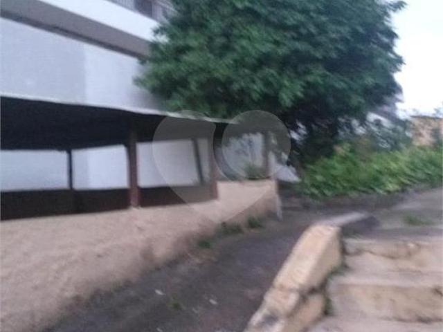 Área de Terra com 3 quartos à venda em Chora menino SP