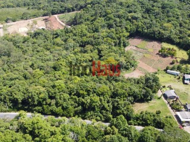 Área de terra com mais de 7,3 hectares em Igrejinha