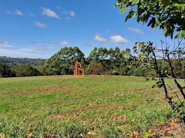 ÁREA DE TERRA, SEU REFÚGIO DE PAZ E TRANQUILIDADE!
