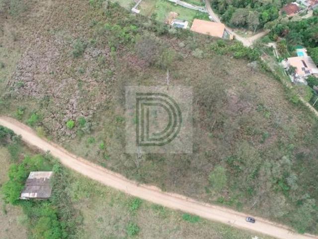 Área de 18.000 m² localizado Km 48 da Rodovia Raposo Tavares.