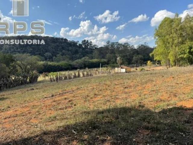 Área de 121mil m² com topografia excelente à venda em Jarinu, com acesso à Atibaia e Campo Limpo Pau