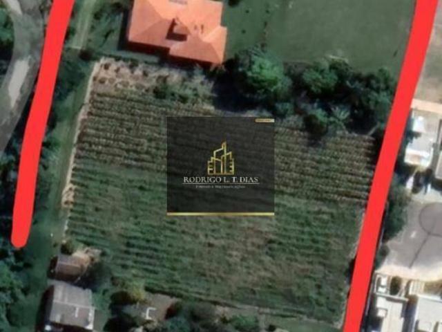 ÁREA DE 12.600m² NO MEDEIROS