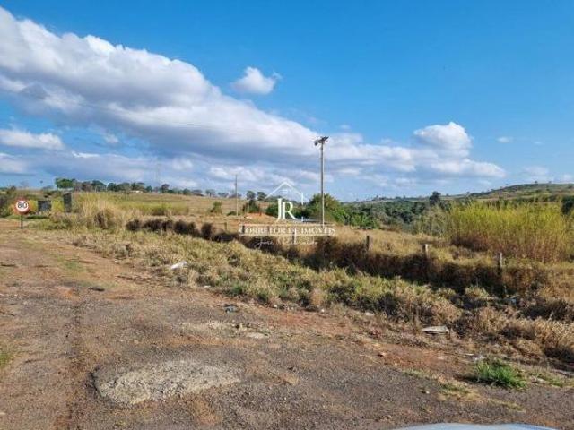 Área de 25.000 m2 as margens da MGC 491