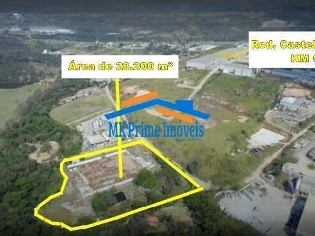 Área de 28.200 m² plano Próx. à Rod. Castelo Branco Km 54 SP / Interior