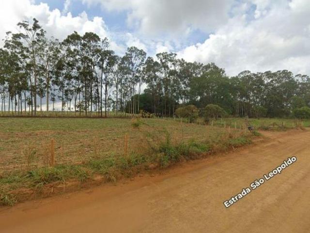 Área de 22.215 m² à venda próximo a Hidrolândia