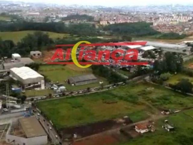 ÁREA DE 30.388,64 ESTRADA DA ÁGUA CHATA