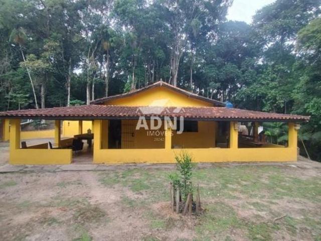 Área de 3.700,00 m² com acesso exclusivo à represa Cachoeira do França!