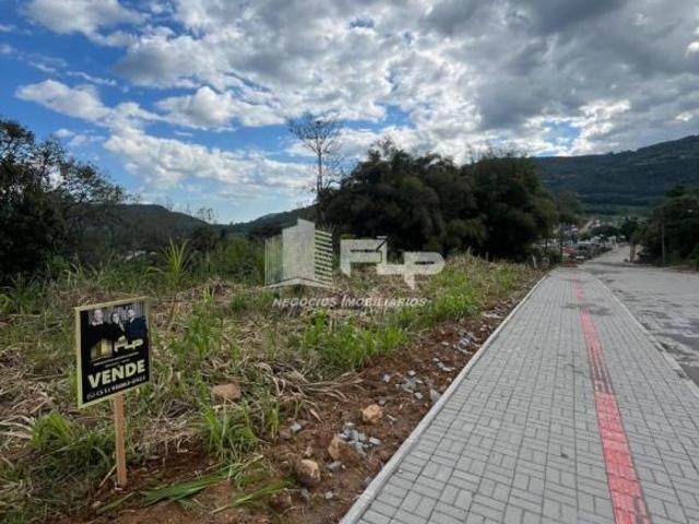 ÁREA DE 7.200M² NO CENTRO