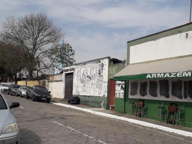 Àrea Grande com 02 Pontos Comerciais e 01 Casa Eugênio de Melo Zona Leste