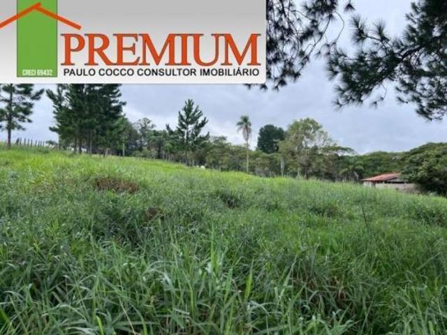Área industrial maravilhosa a venda em Atibaia com 80.000 m² de frente para Rodovia