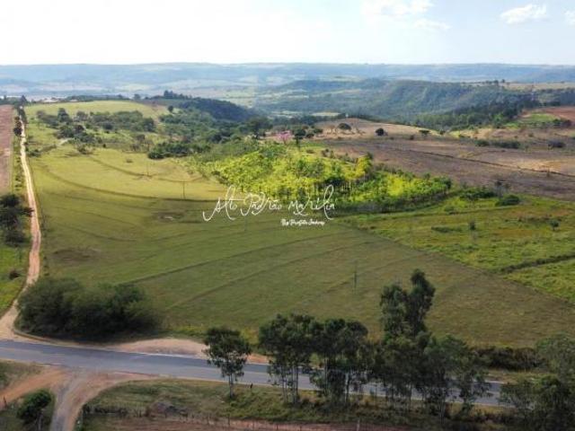 Área para Venda em Marília, Avencas
