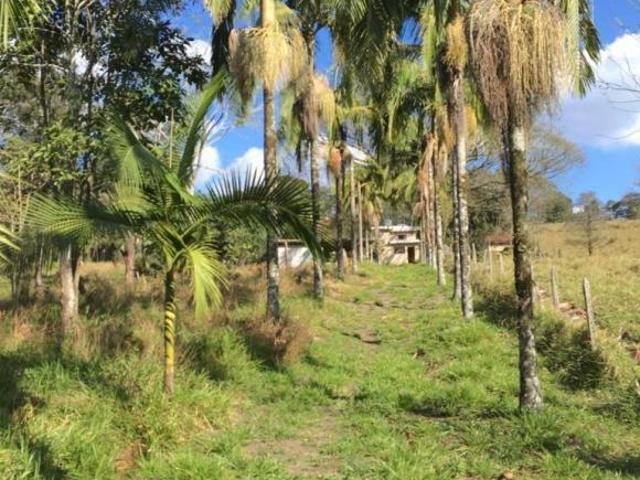 ÀREA para venda em São Roque Ideal para Hotel ou Pousada