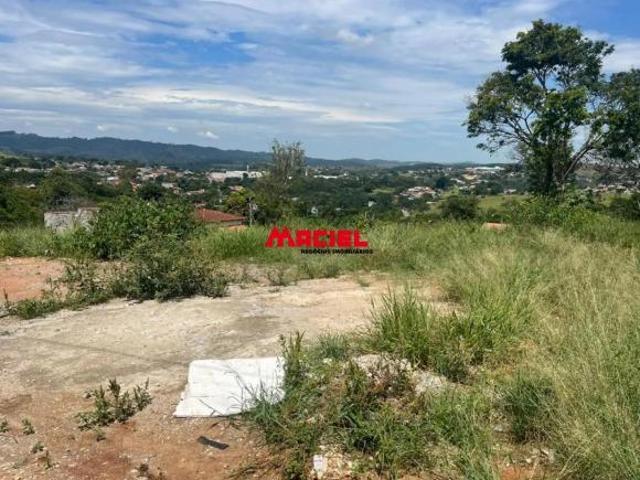 Área Portal do Céu 3991 m2 / esquina / murada