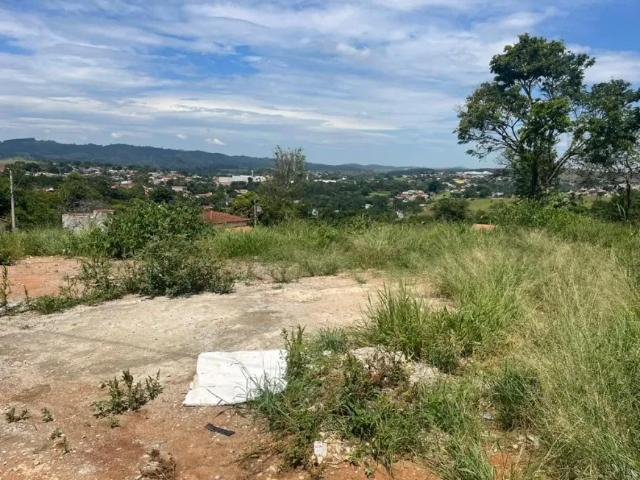 Área Portal do Céu 3991 m2 / esquina / murada