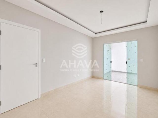 Área Privativa 2 Quartos à Venda, 100m², 1 Vaga, Bairro Copacabana, próximo à Avenida Portugal