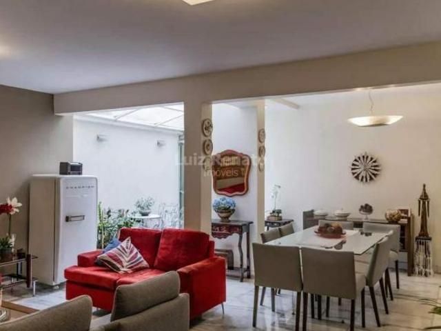 Área privativa à venda no bairro Luxemburgo